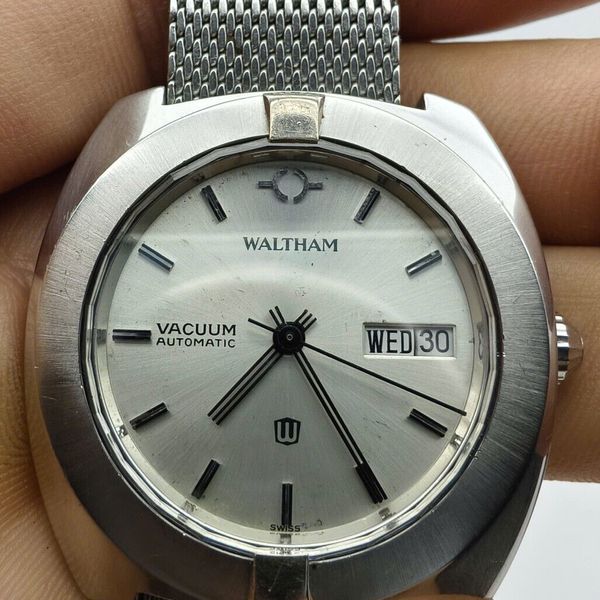Vintage Waltham Vacuum Automatic Swiss wristwatch day date ...