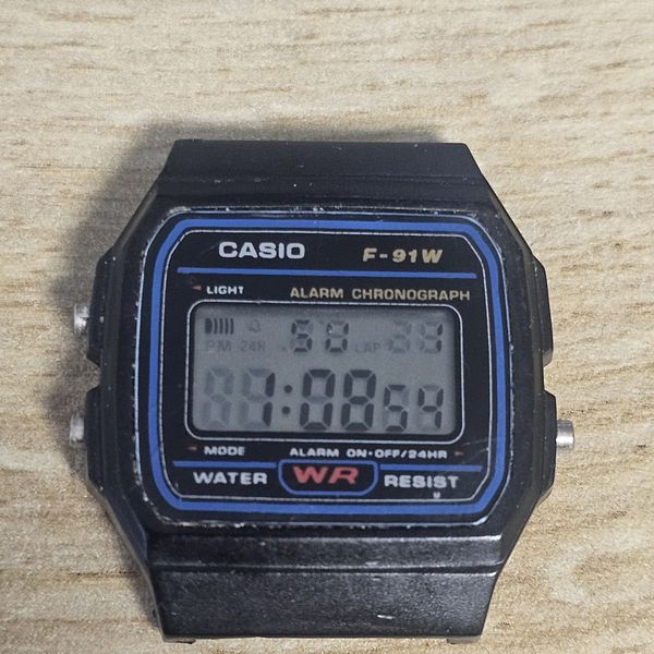 Vintage Casio F-91W 593 Alarm Chronograph Watch Made In Japan Y No ...