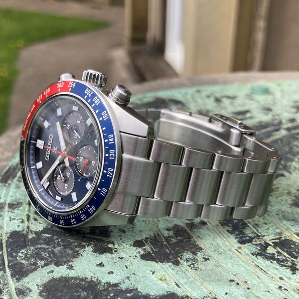 Seiko Prospex Speedtimer Solar Quartz Chronograph Sunburst Blue Pepsi ...