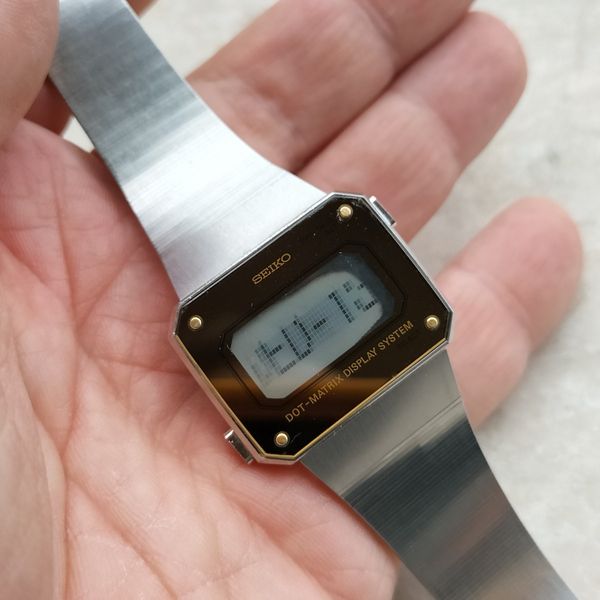 70s SEIKO D031-401A RARE DOT MATRIX DISPLAY QUARTZ WATCH UHREN WORKING ...