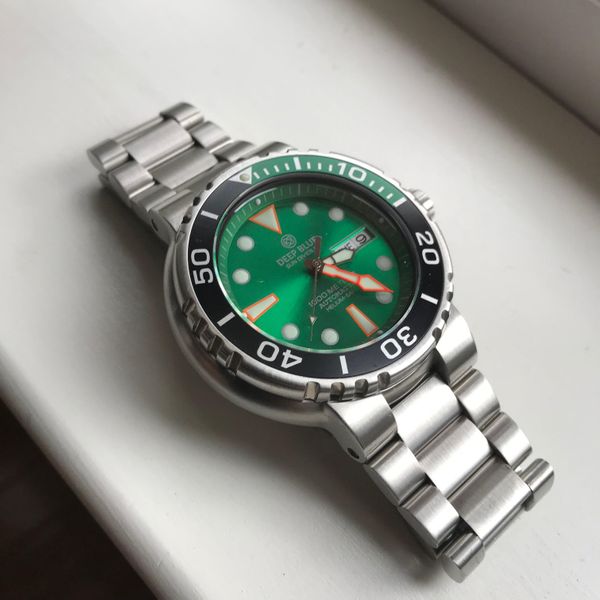 FS: Deep Blue Sun Diver III - Green Sunray 1/4 Bezel | WatchCharts ...