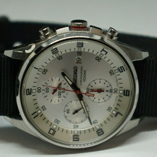 Seiko 7T92-0mf0 Chronograph Silver Tone Dial Men's Watch | WatchCharts