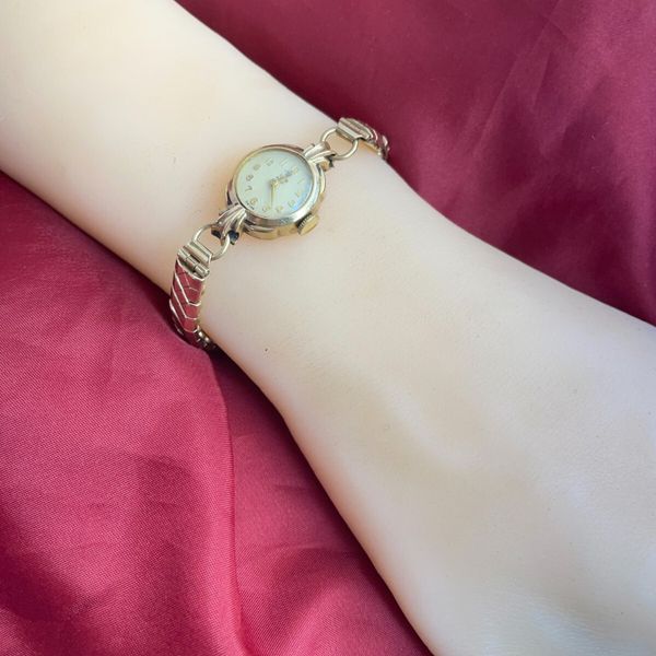 Rolex Tudor Royal Gold Watch 9ct gold excalibur watch strap ladies ...