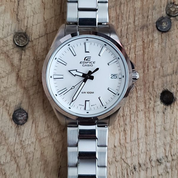 FS: Casio Edifice - White Dial | WatchCharts Marketplace