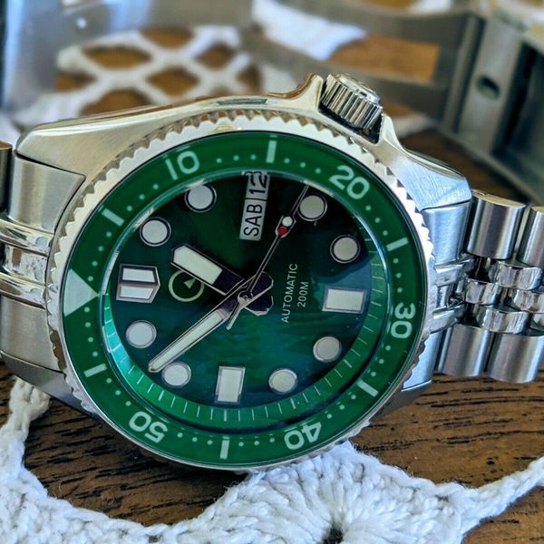 Islander 38MM Automatic Diver Green Dial 'HULK Long Island Watch Co ...