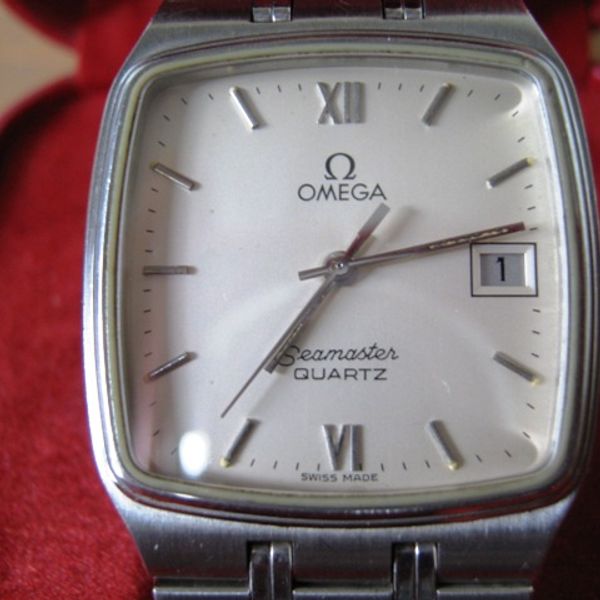 Sold in a flash : Vintage Omega Seamaster quartz cal 1430 with box ...