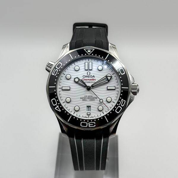 Jan 2022 Omega Seamaster 300 SMP Diver White Rubber | WatchCharts ...