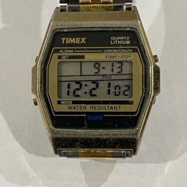 Timex Quartz Lithium Chronograph Digital Retro Quartz Watch Vintage ...