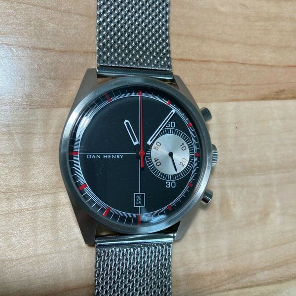 Dan Henry 1968 Dragster Chrono, Black Dial, Quartz, 41mm | WatchCharts ...