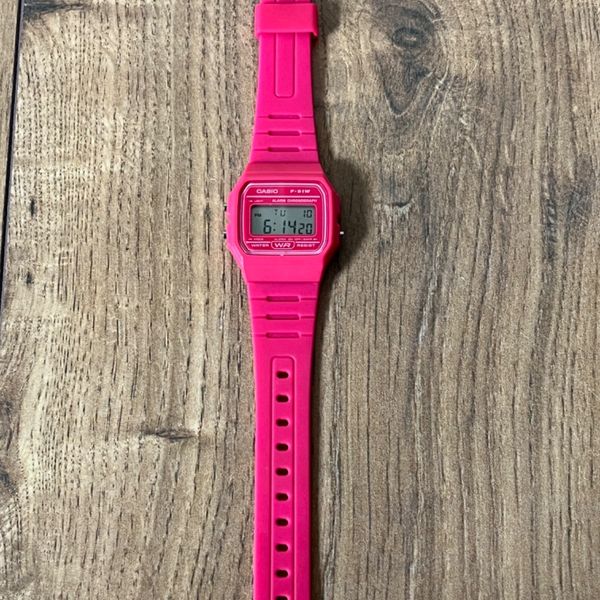 Casio F-91W Alarm Chronograph Pink Digital Watch - VGC | WatchCharts ...