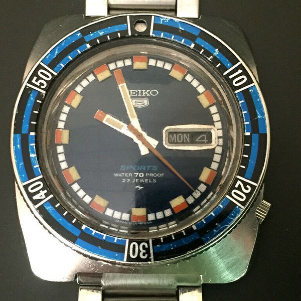 RARE SEIKO 5 Sports 5126-8120 70m Water Proof - Rally | WatchCharts Marketplace