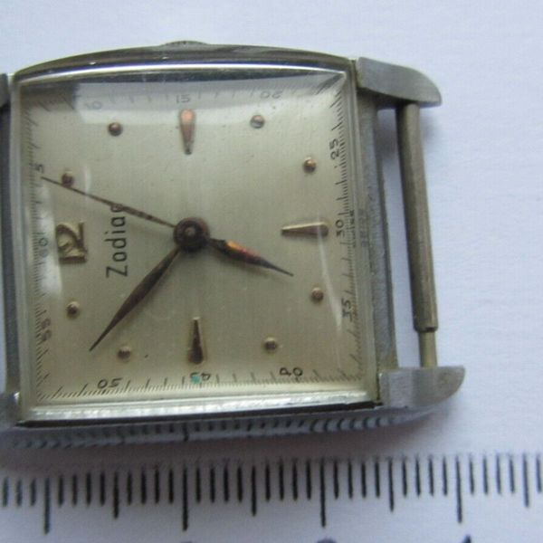 Nouvelle annonceMontre vintage , ZODIAC TANK , MECANIQUE , ne ...