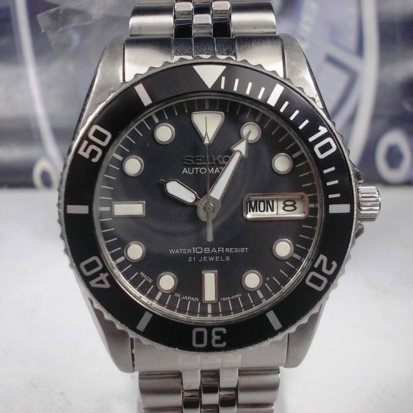 SEIKO 10BAR SKX023 DAY/DATE AUTO MIDSIZE WATCH 7S26-0050, BLACK (SN ...
