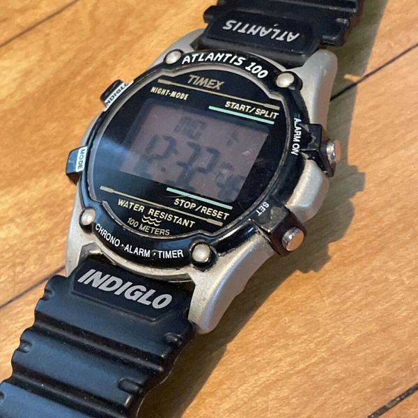 VTG Timex Digital Quartz Watch Atlantis Men Black Silver Alarm Chrono ...