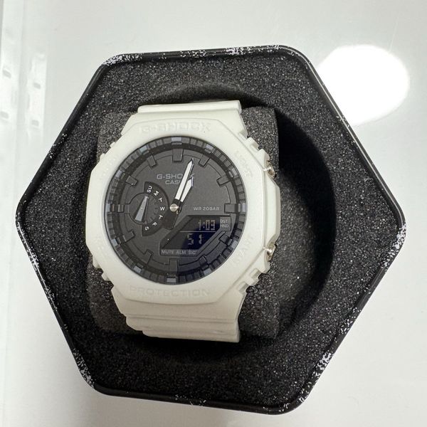Casio G Shock Watch CasiOak White - GA2100 Menâ s analogue Digital ...