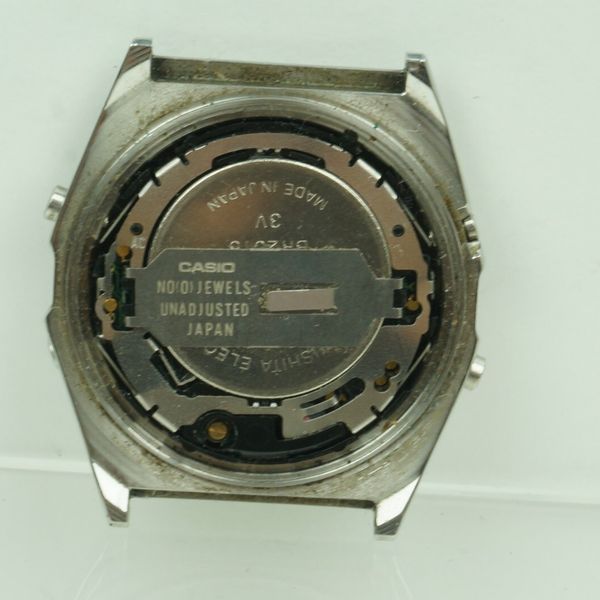 Vintage 1980s Casio Lithium 50m Digital Quartz Watch | WatchCharts ...