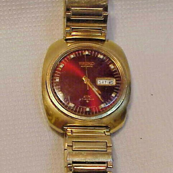 Seiko Automatic DX Men's Watch 17 Jewels 6106-8439 Date Day Red Dial Vintage | WatchCharts ...