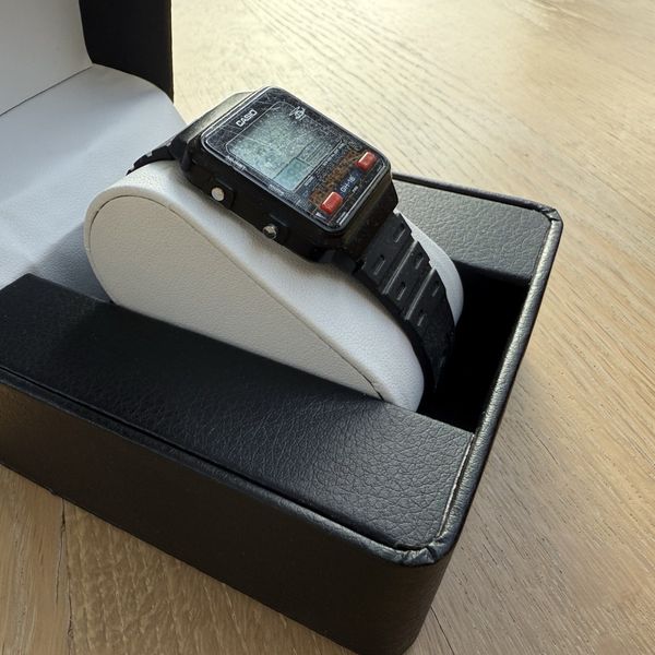 Casio Game Watch Gh-16 Heli Fighter Red Ultra Rare Collectible ...