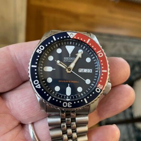Seiko SKX175/009 Men’s 200 M Automatic Dive Watch | WatchCharts Marketplace