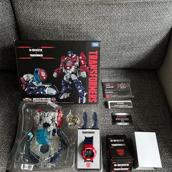 G- SHOCK TRANSFORMERS | DW-6900TF- SET | ROBOT & WATCH [DISPLAY SET ...