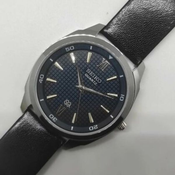Man's Seiko Quartz Gray Color dial Made Japan Wrist Watch Running Order ...