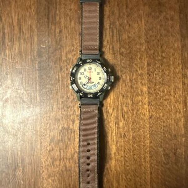 Timex Expedition T45181 Men's Beige Watch-New Battery | WatchCharts ...
