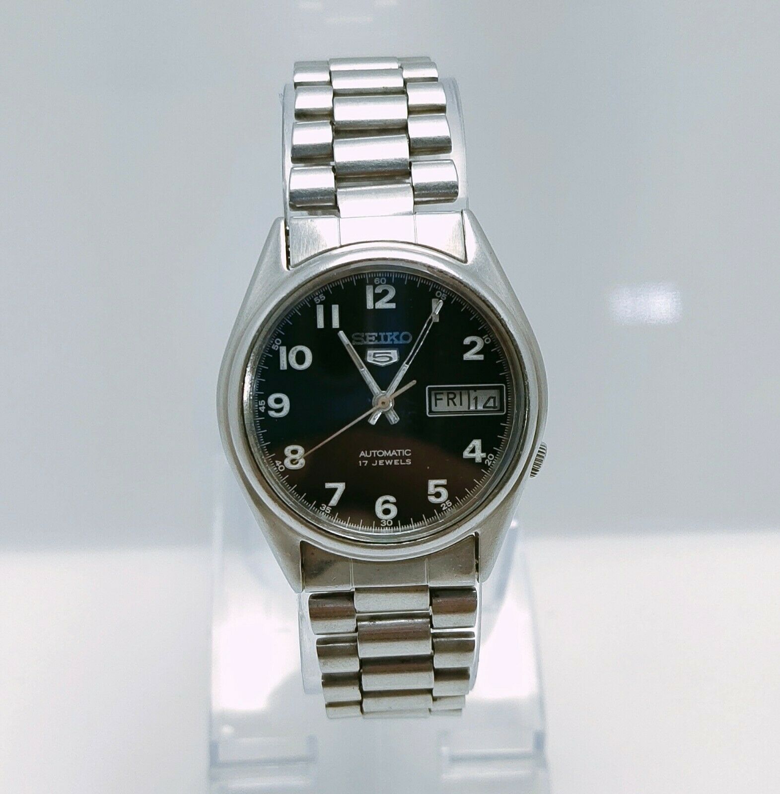 VINTAGE SEIKO 5 AUTOMATIC 7009 -6001 MEN WATCH | WatchCharts Marketplace