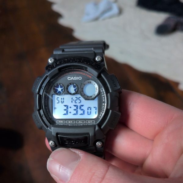 Casio W735H-1AV, Digital Watch, Countdown Timer, Stopwatch, Vibration ...