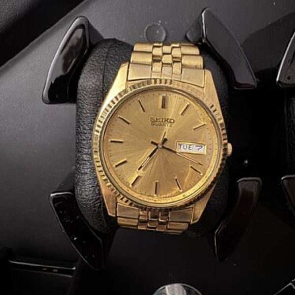 Vintage Mens Seiko Presidential Quartz Day-Date Gold Watch 7N43-8111 New Battery | WatchCharts ...