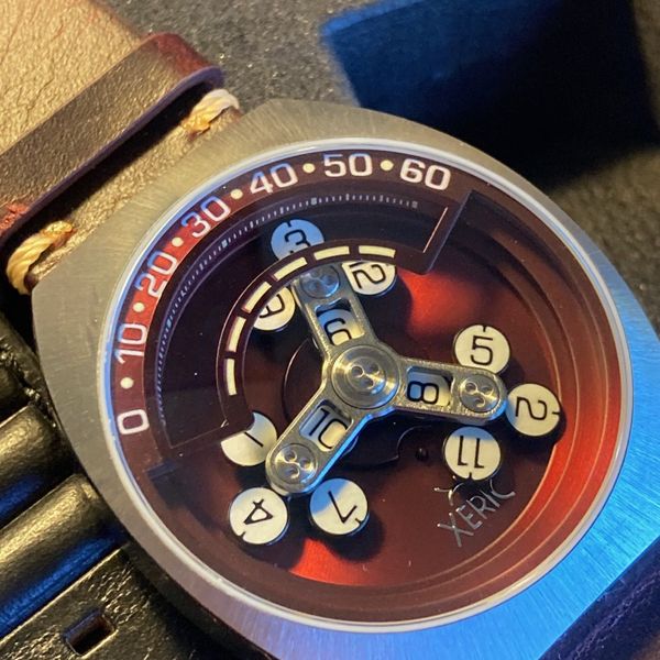 FS/ Xeric Scrambler Automatic Wandering Hour Black Oxblood Plus extra ...