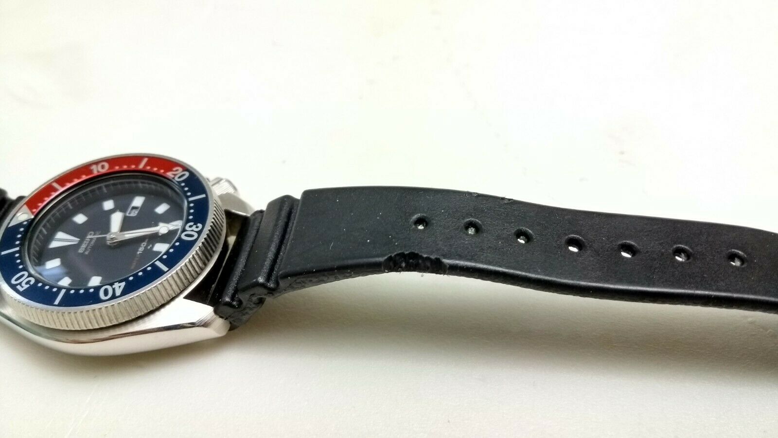 Rare Seiko Diver's Automatic Watch 4205-014B 33mm Pepsi Rare Seiko Diver's Automatic Watch 4205-014B 33mm Pepsi