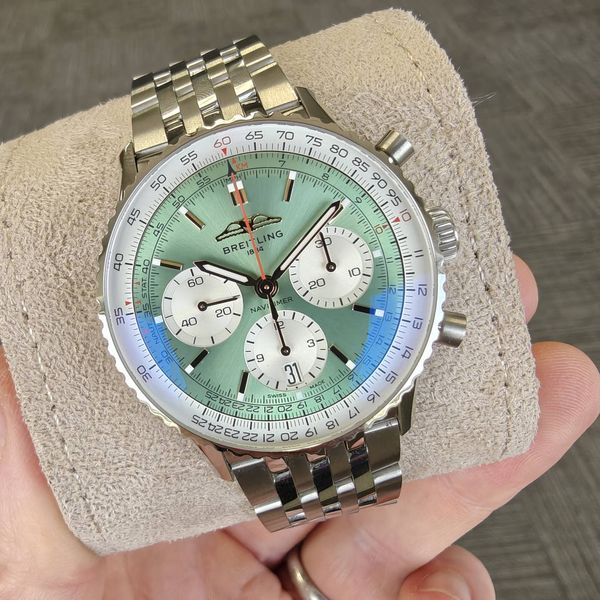 BREITLING Navitimer B01 41MM Mint Green WAB0139211L1A1 - Box & Papers ...
