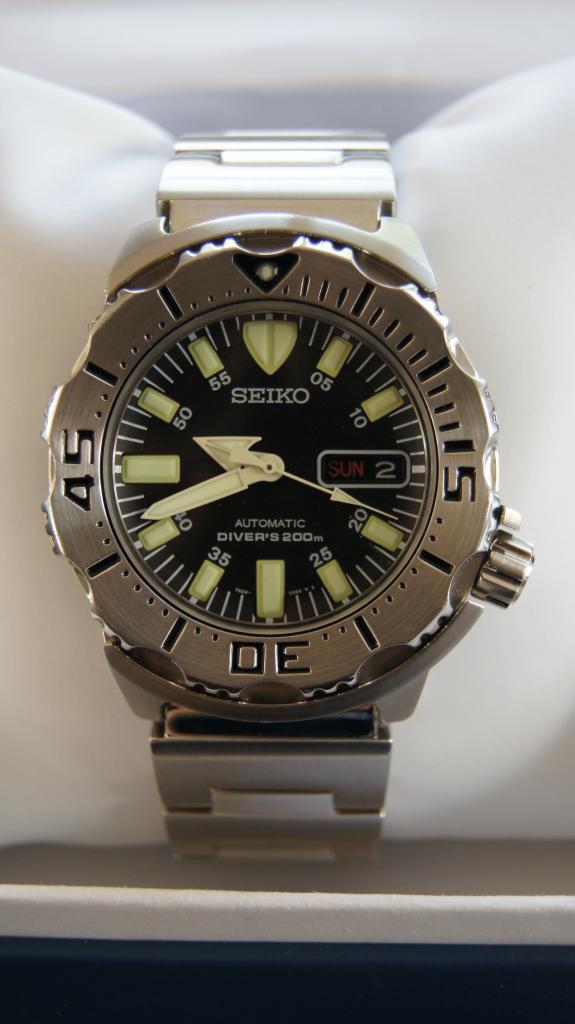 SOLD: Seiko Black Monster on SS with extra rubber strap (Like New ...