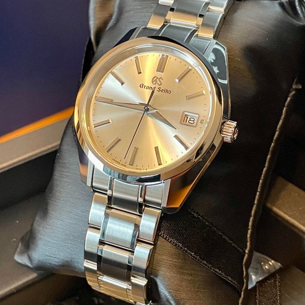 [WTS] Grand Seiko Heritage Collection SBGP001 BNIB Unworn | WatchCharts