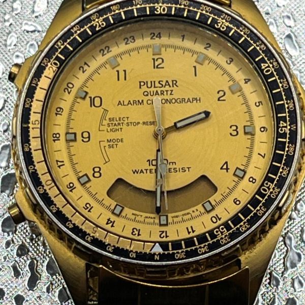 Pulsar by Seiko V051-0020 Mens Gold Tone Chronograph Digital/Analog ...