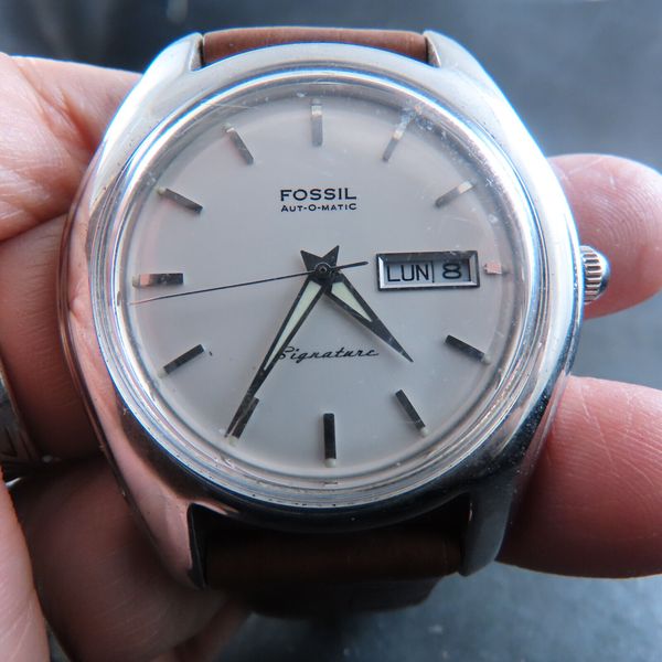 All Steel Fossil Signature Daydate Automatic Men Watch | WatchCharts ...