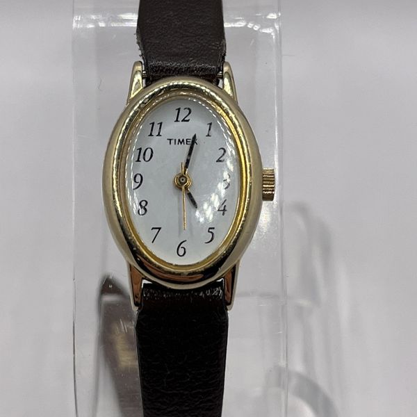 Vintage Timex Cavatina Watch Women 18mm Gold Tone Oval Dial Leather New ...