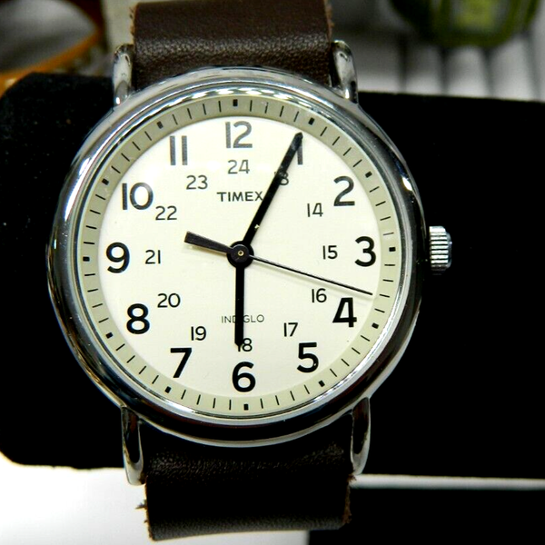Beautiful Bold face TIMEX Indiglo brand soft leather band men's watch ...