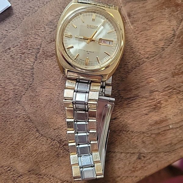 1986 Vintage SEIKO 7009-811LR Automatic 17j Day/Date Mens Wristwatch Gold-Filled | WatchCharts ...