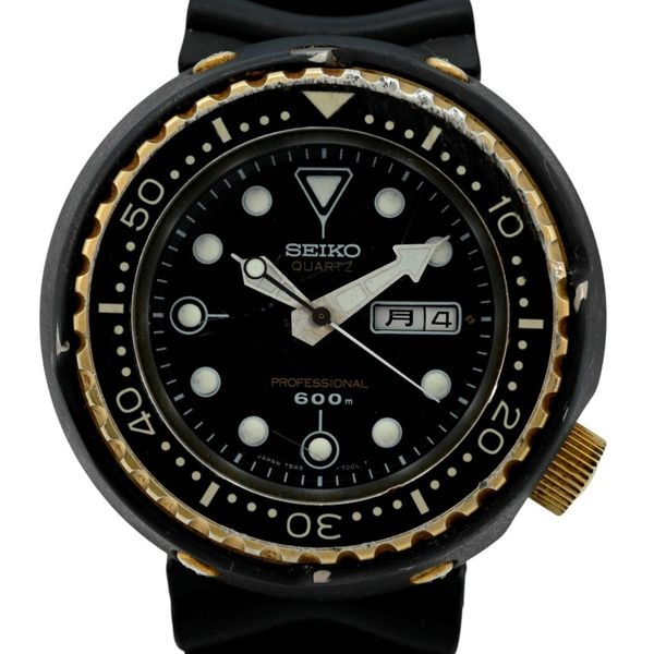 Seiko 49mm Men's Golden Tuna Titanium Quartz Diver 600M Watch- Ref ...