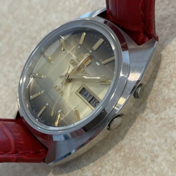 Vintage Orient AAA watch faceted crystal | WatchCharts Marketplace