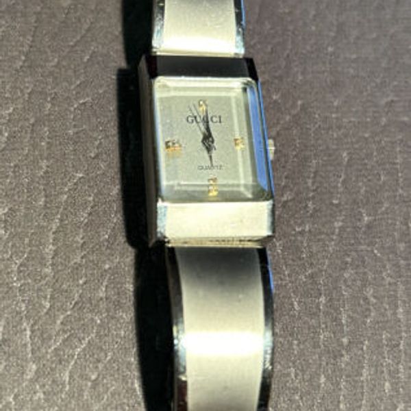 Ladies Silver Gucci Watch | WatchCharts Marketplace