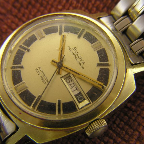 Man's Beautiful Looking Vintage Bulova 333 feet Oceanographer Runs F74 ...