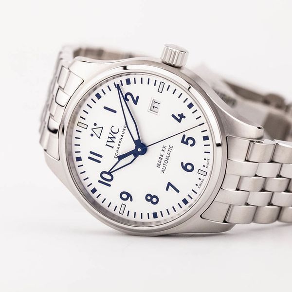 fsot - IWC Pilot's Watch Mark XX - White Dial - Bracelet - IW328208 ...