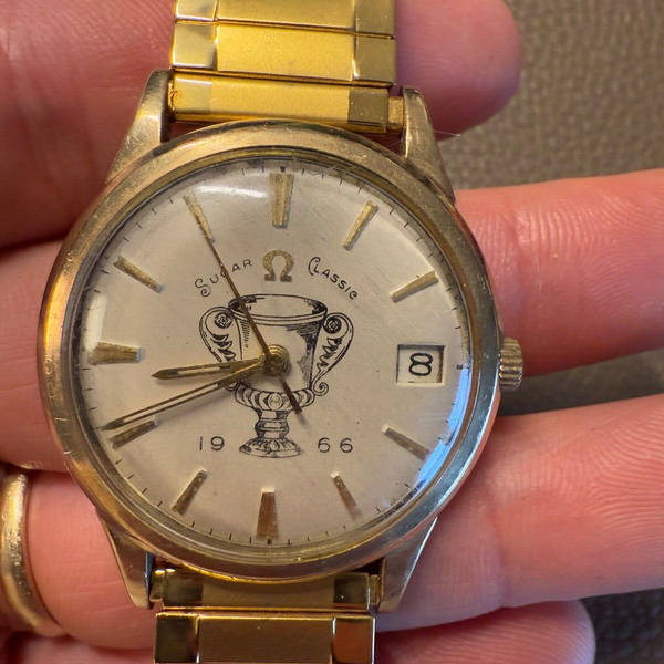 VINTAGE OMEGA WATCH KL 6312 10K GOLD FILLED 1966 SUGAR BOWL COACH WATCH ...