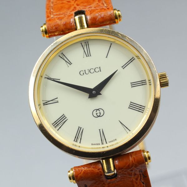 [Exc+5] Vintage GUCCI 2000M 30mm Roman White Dial Quartz Men's Watch ...