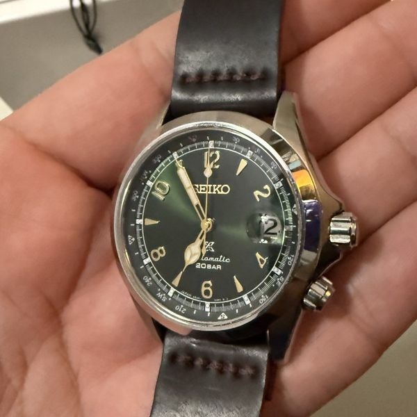 Seiko Prospex Alpinist SPB121 | WatchCharts Marketplace