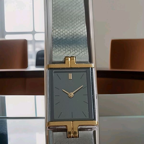 Vintage 1990s Ladies Seiko Lasalle Wrist Watch Chrome "No Movement" - For Parts | WatchCharts ...