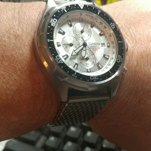 CASIO SILVER FACE AMW 330 DIVERS CHRONOGRAPH WATCH JAPAN 2328 MOVEMENT ...