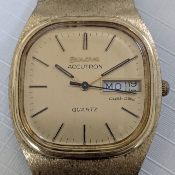 Vintage Bulova Accutron Dual Day 10KT RGP 4P0 TV Dial Face Quartz Wrist ...
